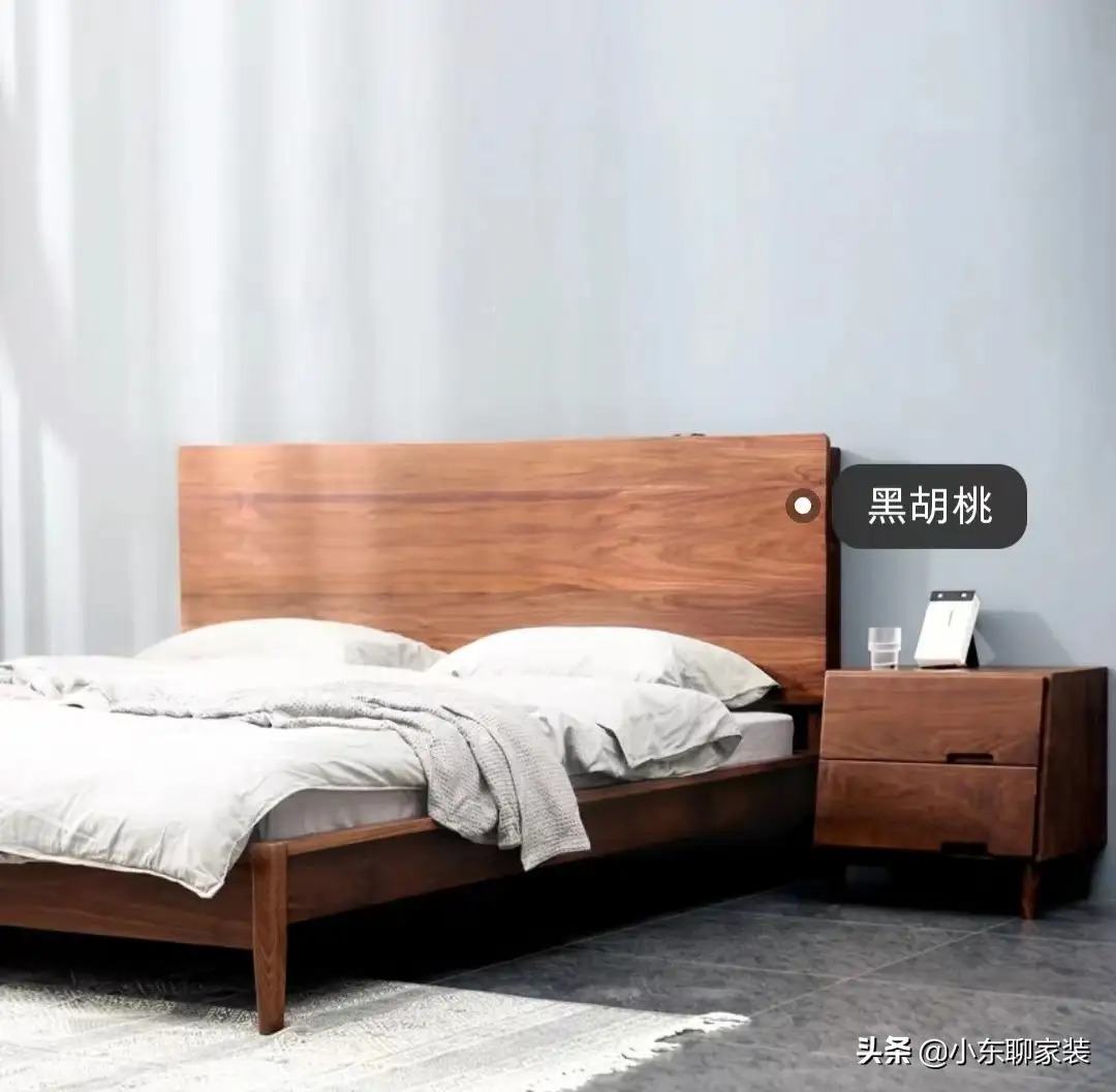 When choosing a bed, is it better to choose a solid wood bed or a soft ...